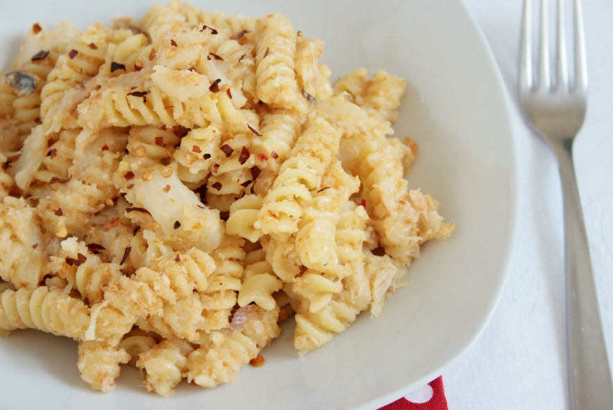 Fusilli con cavolfiore e pangrattato - Manjoo
